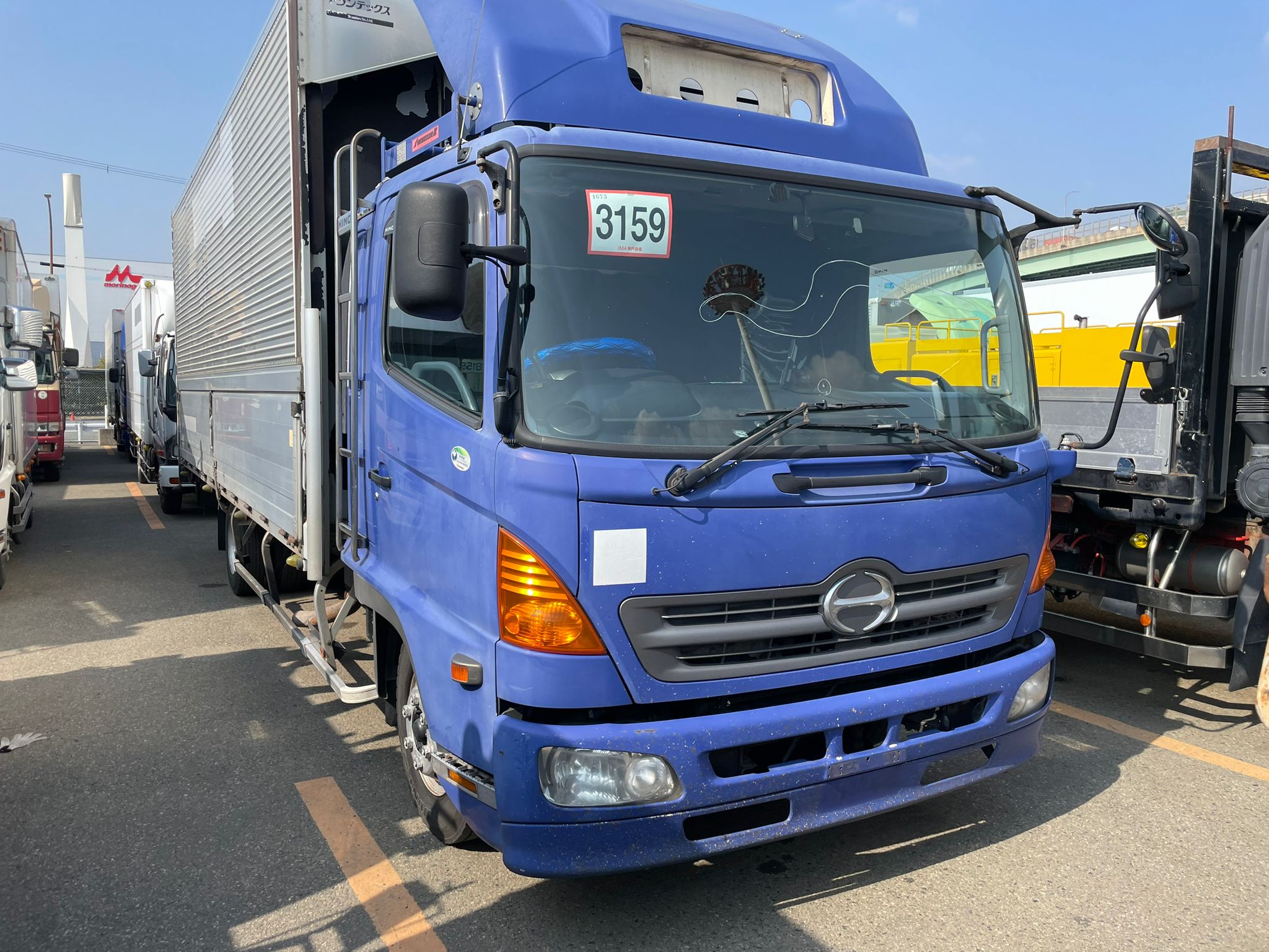DB : Hino FD8J Chassis & Cab