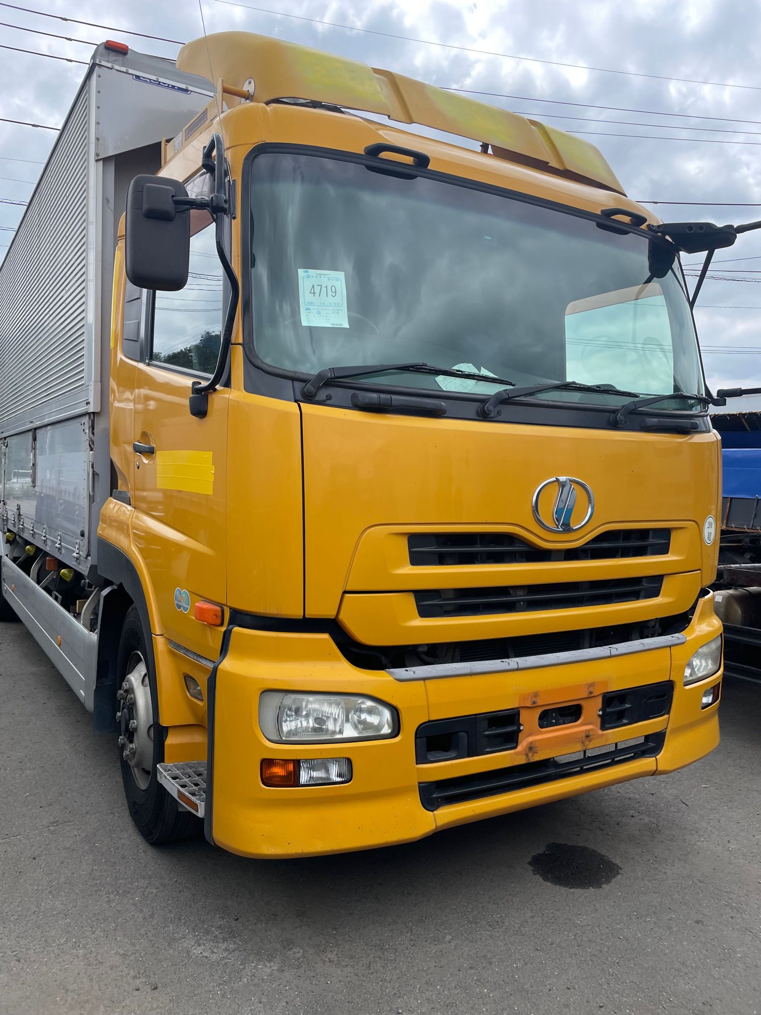 DB : Nissan CD4 Chassis & Cab