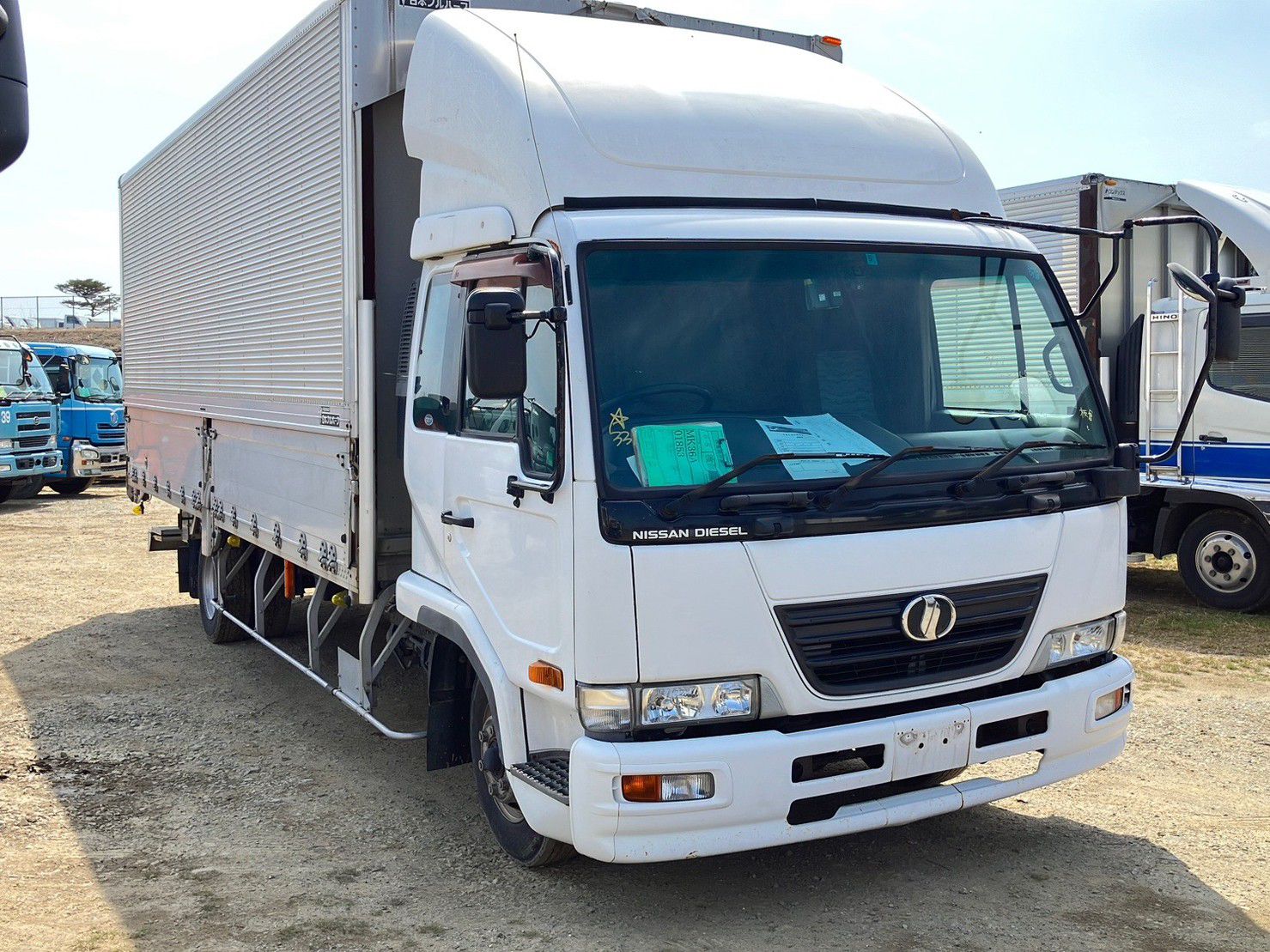 DB : Nissan MK36 Chassis & Cab